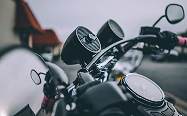 7 Best Motorcycle Radios - (Reviews & Guide 2022)