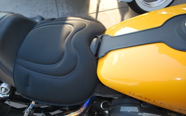 7 Best Motorcycle Seat Pads For Long Rides - (Reviews 2022)